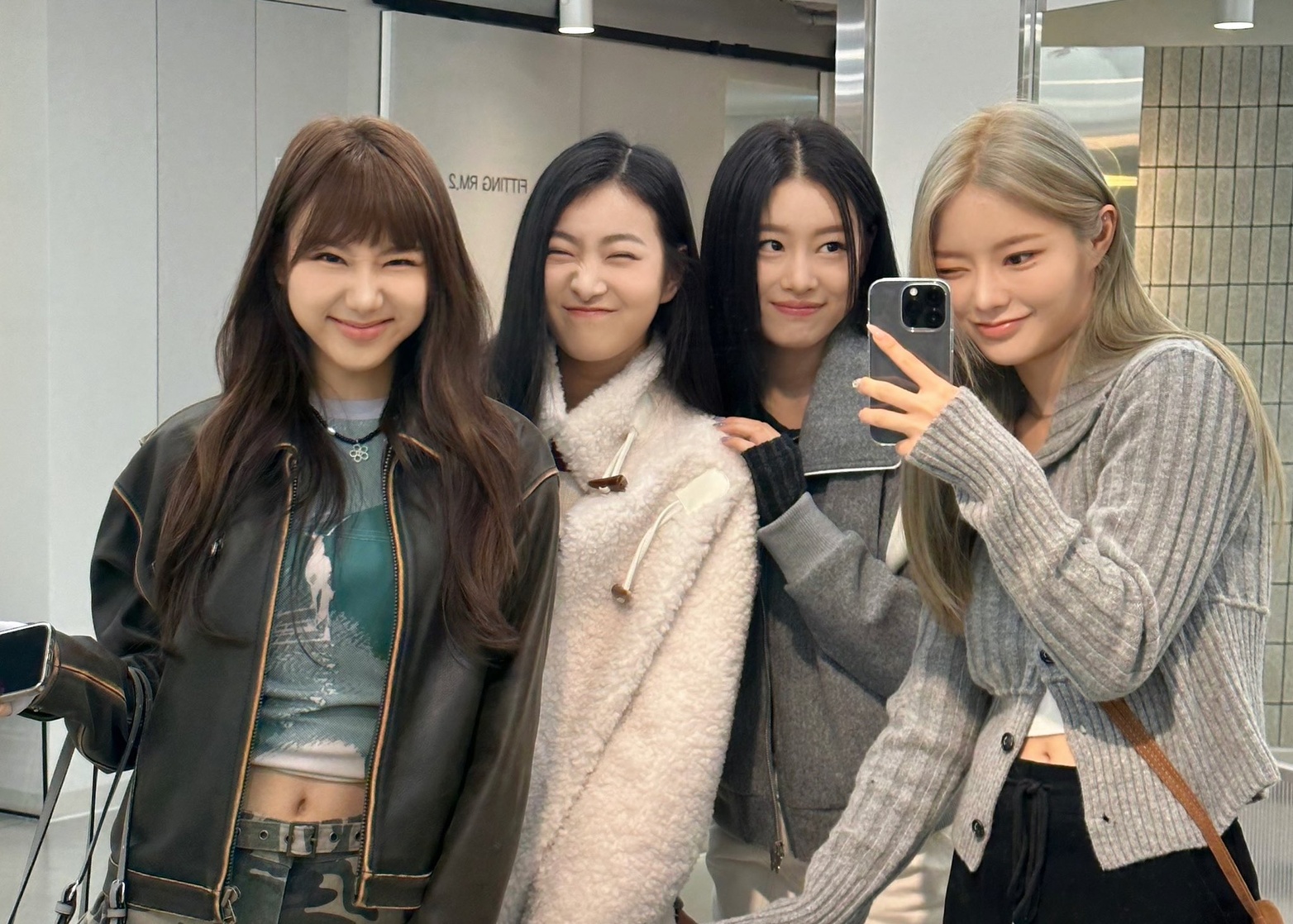 Picture of FIFTY FIFTY