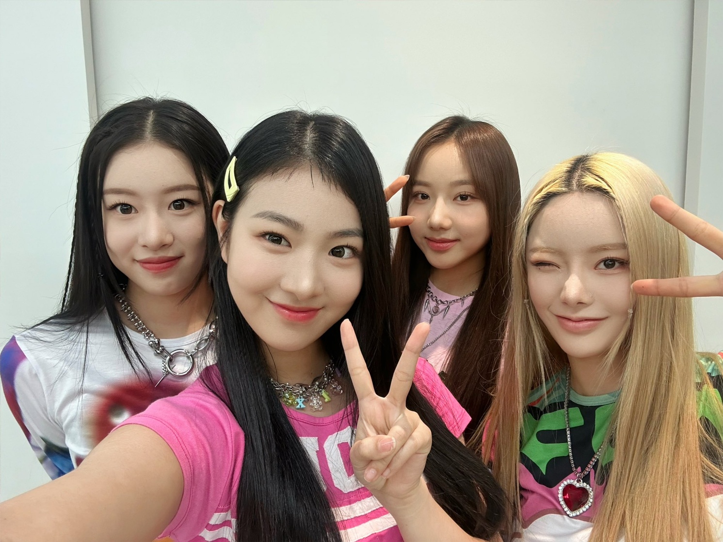 Picture of FIFTY FIFTY