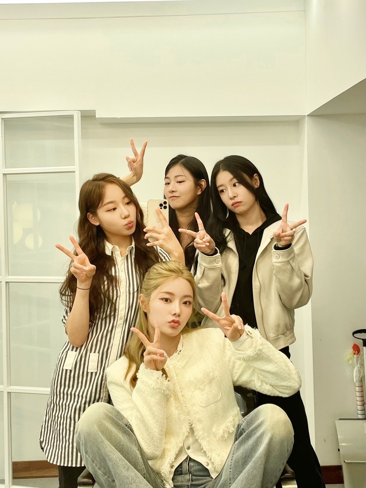 Picture of FIFTY FIFTY