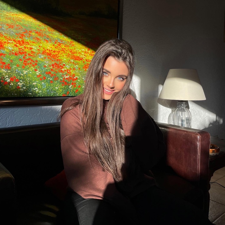 Picture of Gina Cristina