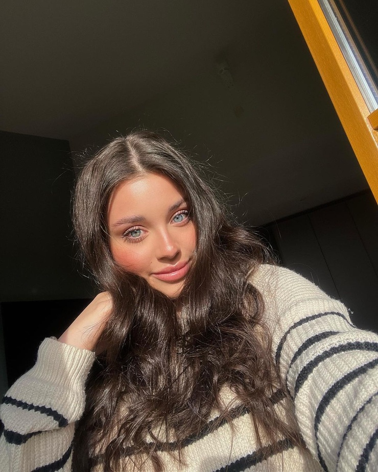Picture of Gina Cristina