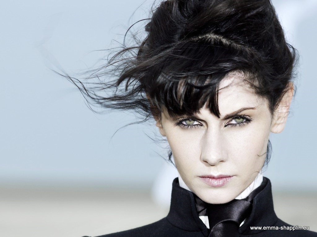 Picture of Emma Shapplin