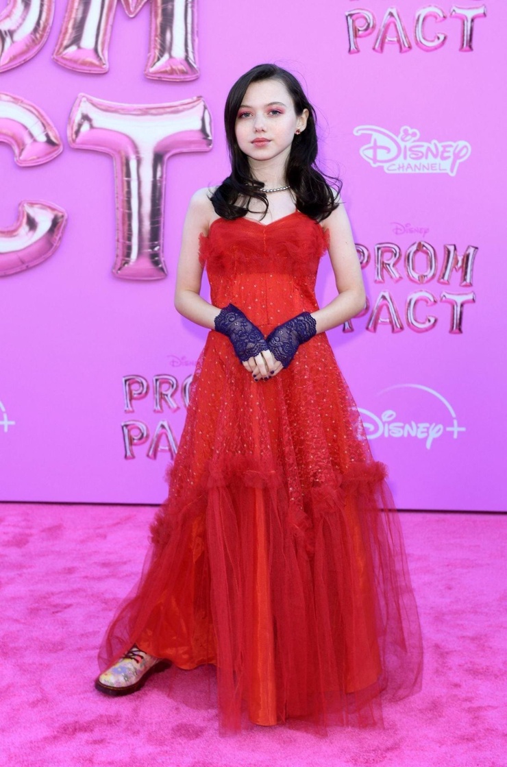 Picture of Violet McGraw