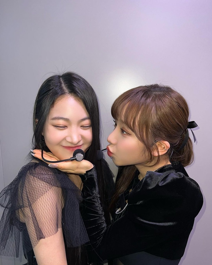 Picture of FIFTY FIFTY