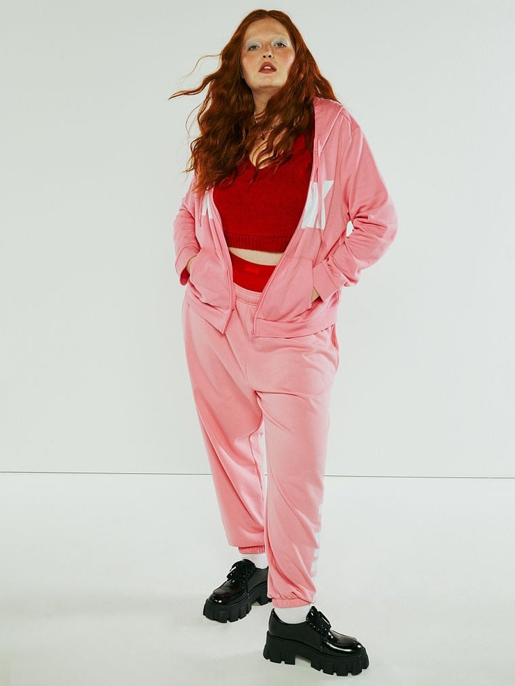 Picture of Tess McMillan