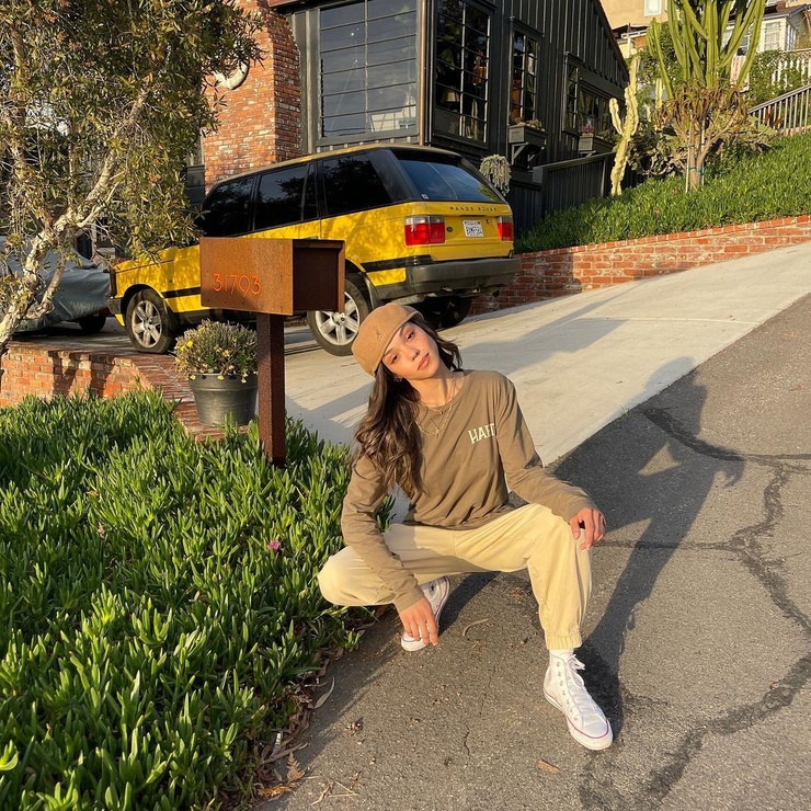 Picture of Alexis Mackenzie