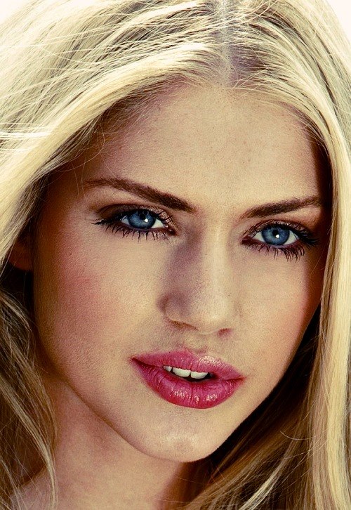 Picture of Nicole Neal