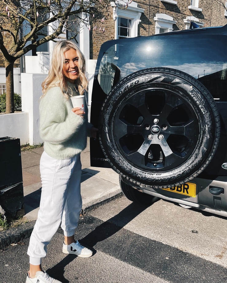 Image of Danni Menzies