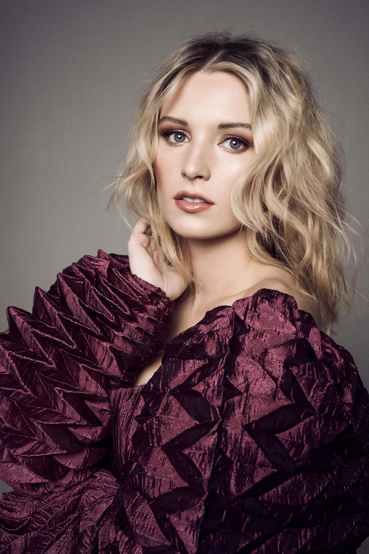 Madison Thompson image