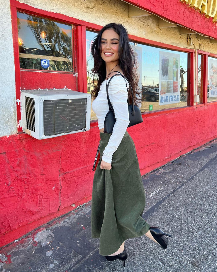 Picture of Ariana Tan