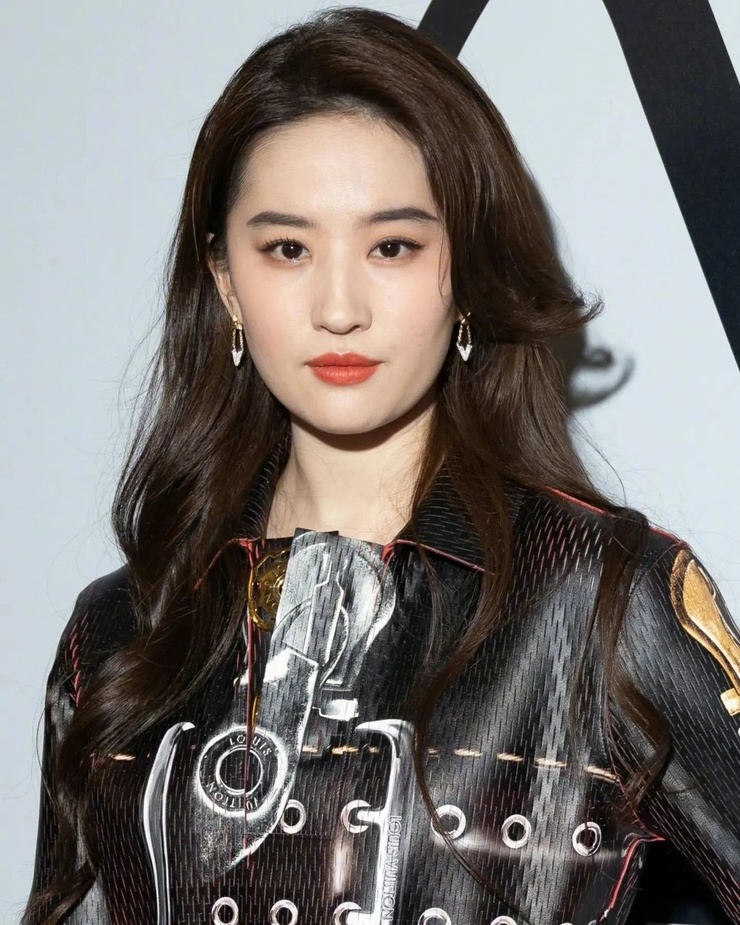 Picture of Yifei Liu