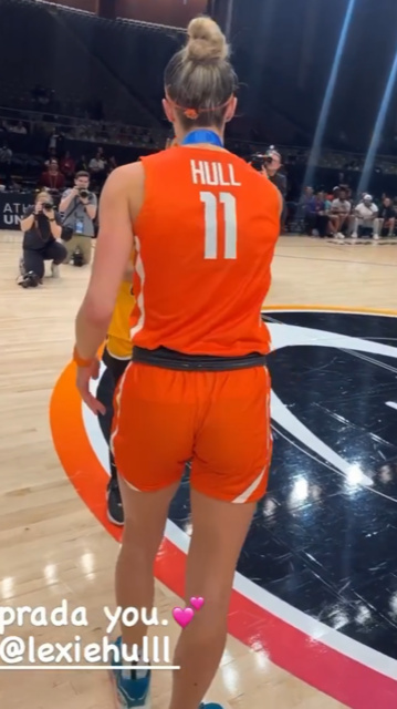 Lexie Hull Picture