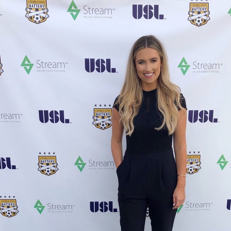 Poppy Miller (i) image