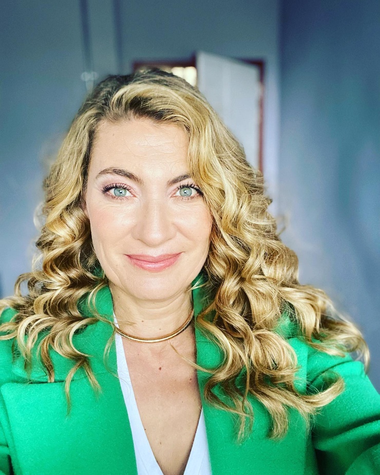 Adriana Arango image