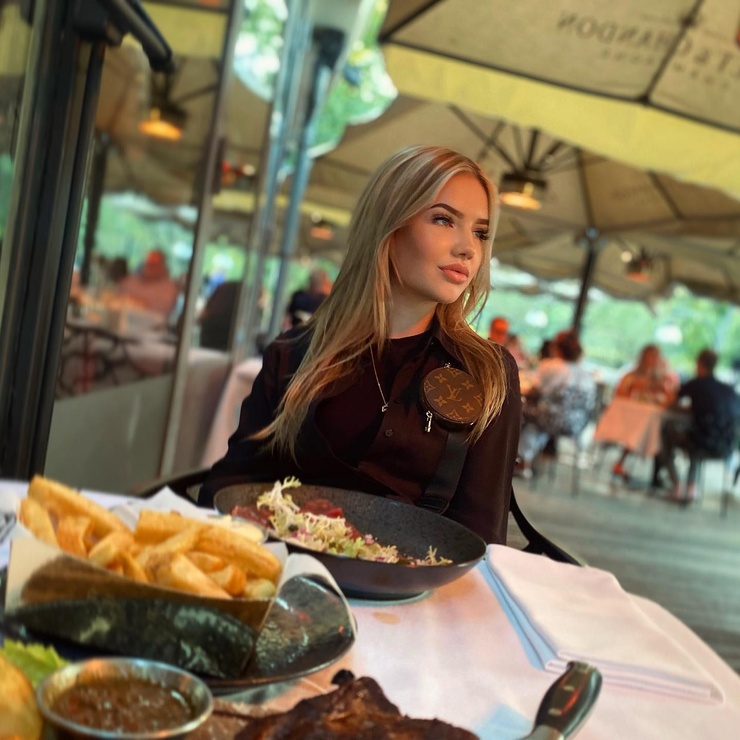 Picture of Roselynn Brouwer