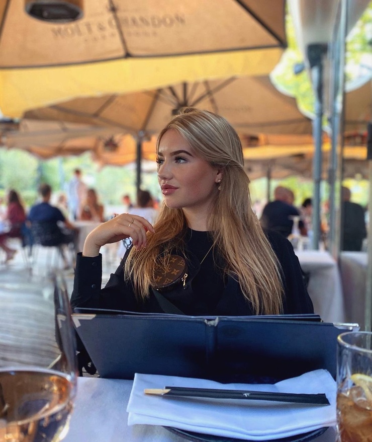 Picture of Roselynn Brouwer