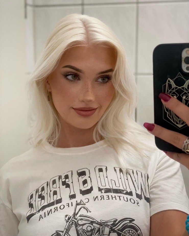 Picture of Wiktoria Tym