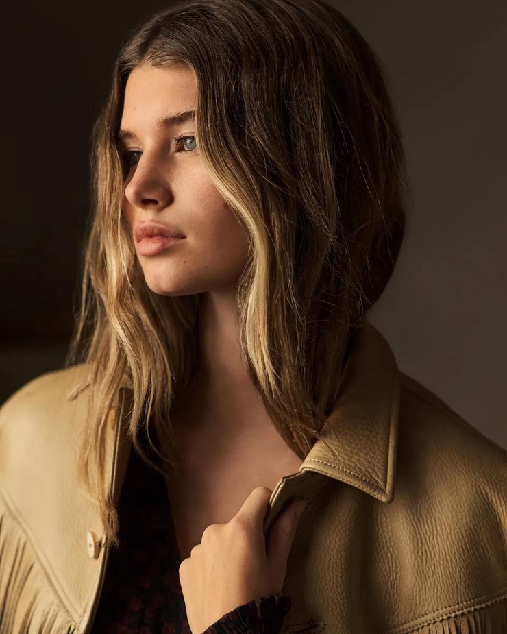 Picture of Sienna Raine