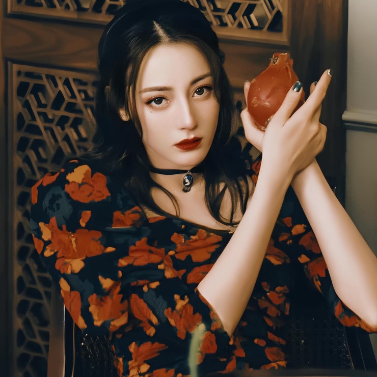 Picture of Dilraba Dilmurat