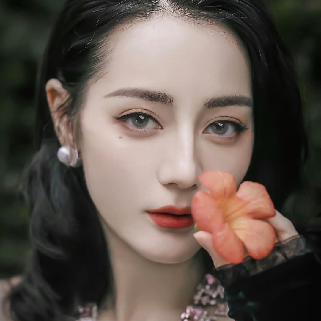 Image of Dilraba Dilmurat
