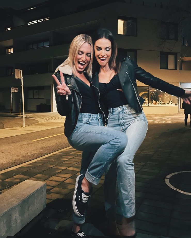 Picture of Jessica Lowndes