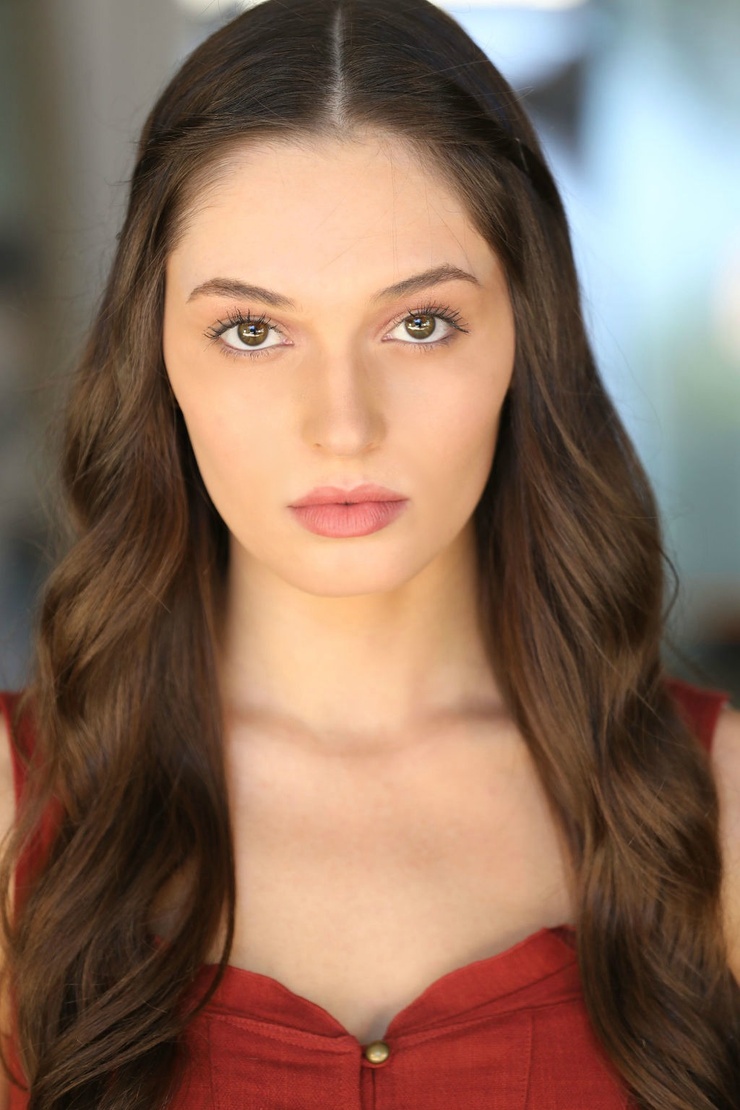 Picture of Alexa Wisener