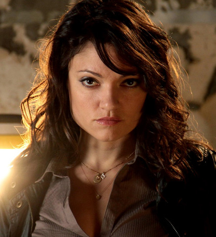 Janelle Marra picture