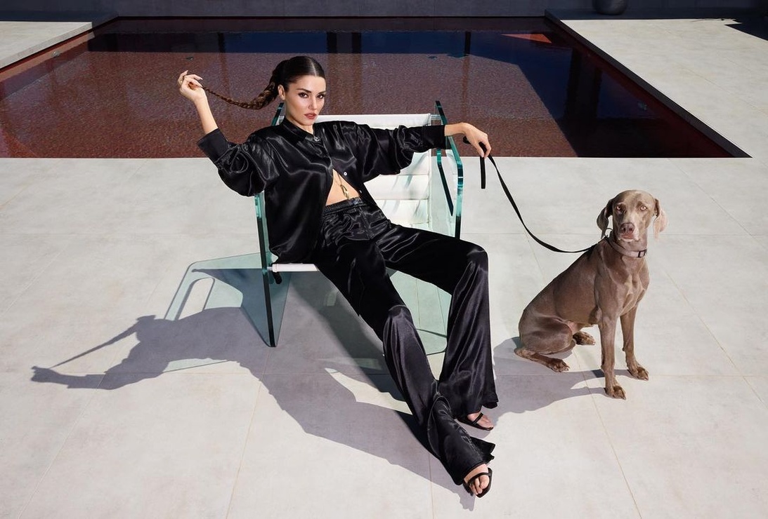Image of Hande Erçel