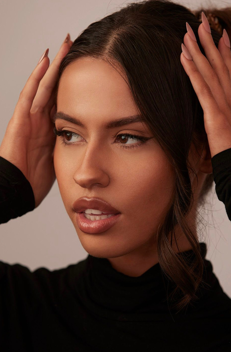 Picture of Daniella Ford