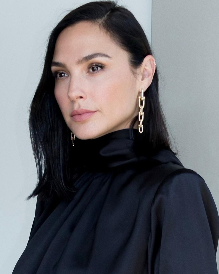 Gal Gadot picture