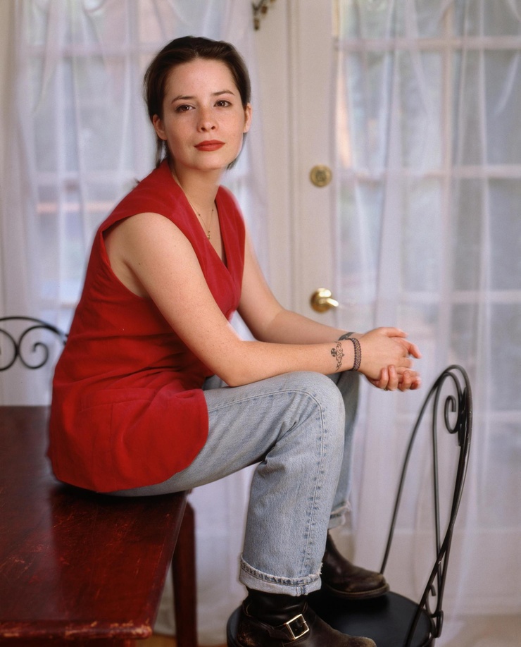 Picture Of Holly Marie Combs