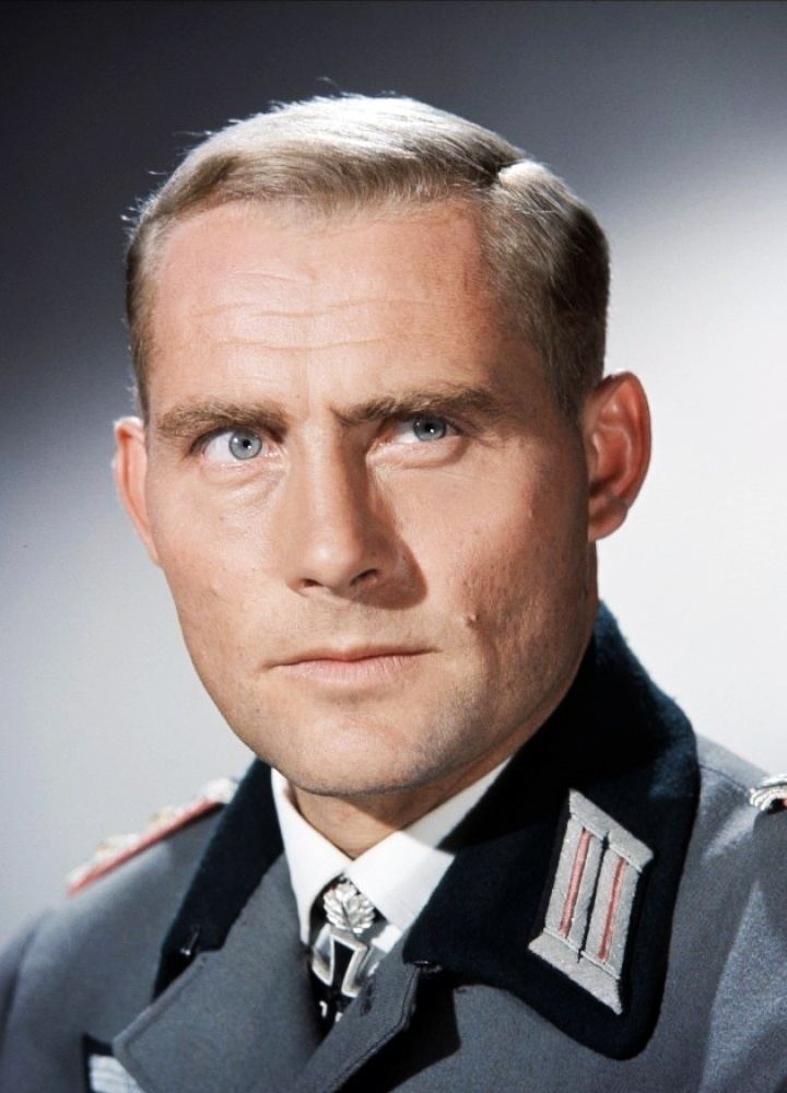 Picture of Robert Shaw