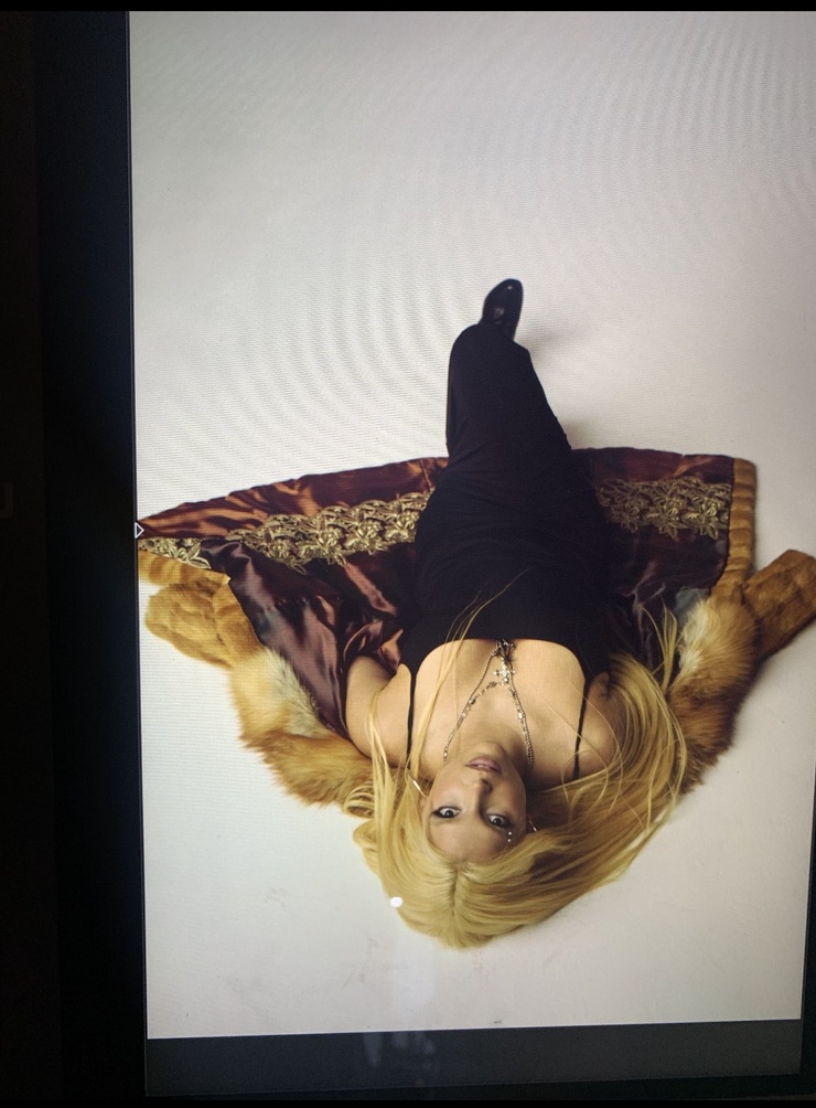 Picture of Inde Navarrette