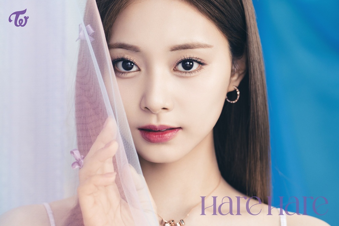 Picture of Chou Tzu-yu (Tzuyu)