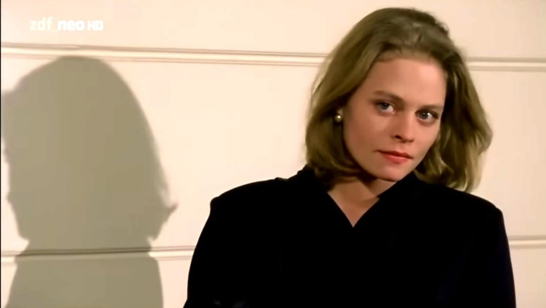 Susanna Simon as "Sabrina Meyer"