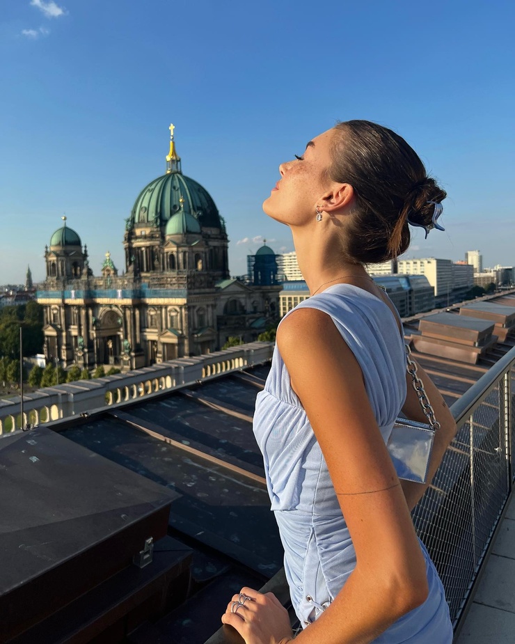 Picture of Celine Bethmann