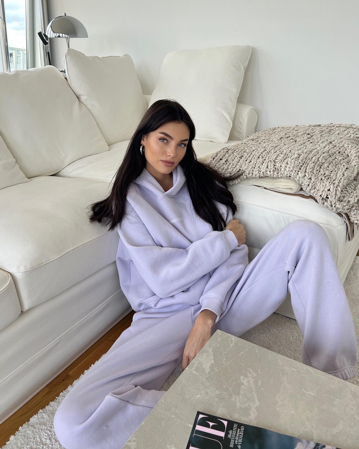 Picture of Celine Bethmann