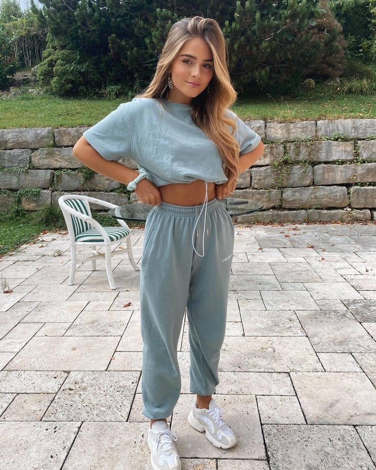 Picture of Jessy Hartel