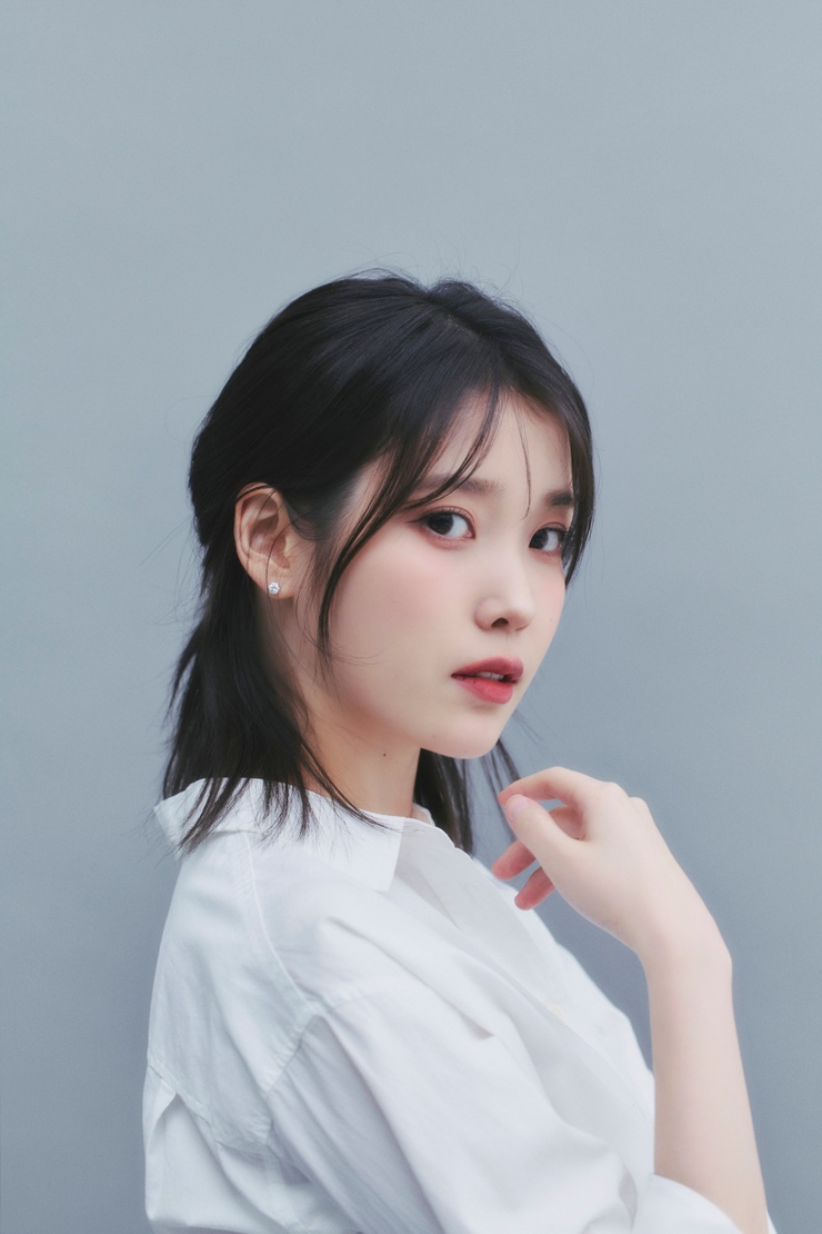 Picture of IU