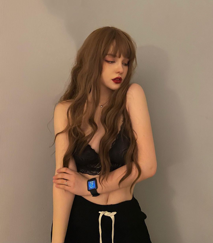 Picture of Anna Pan (Anzai)