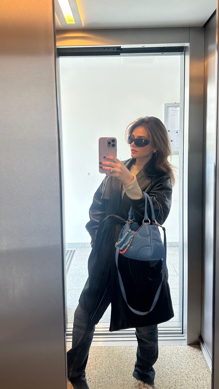 Jessy Hartel picture