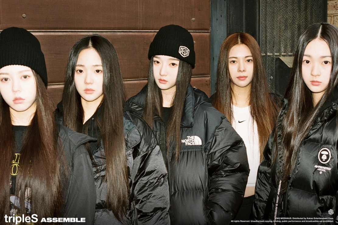 tripleS picture