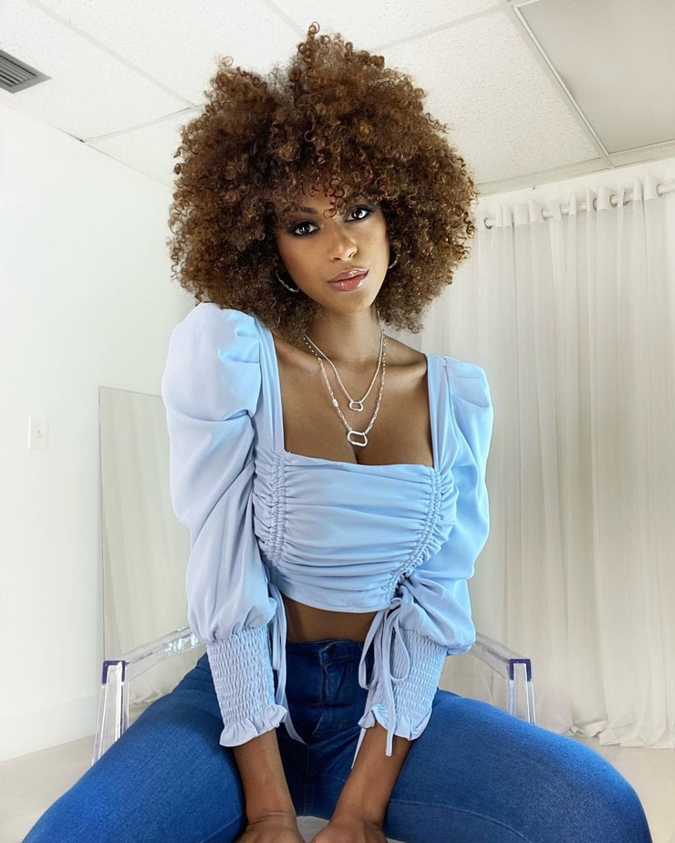 Picture of Briana Smith