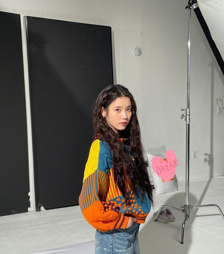 IU picture