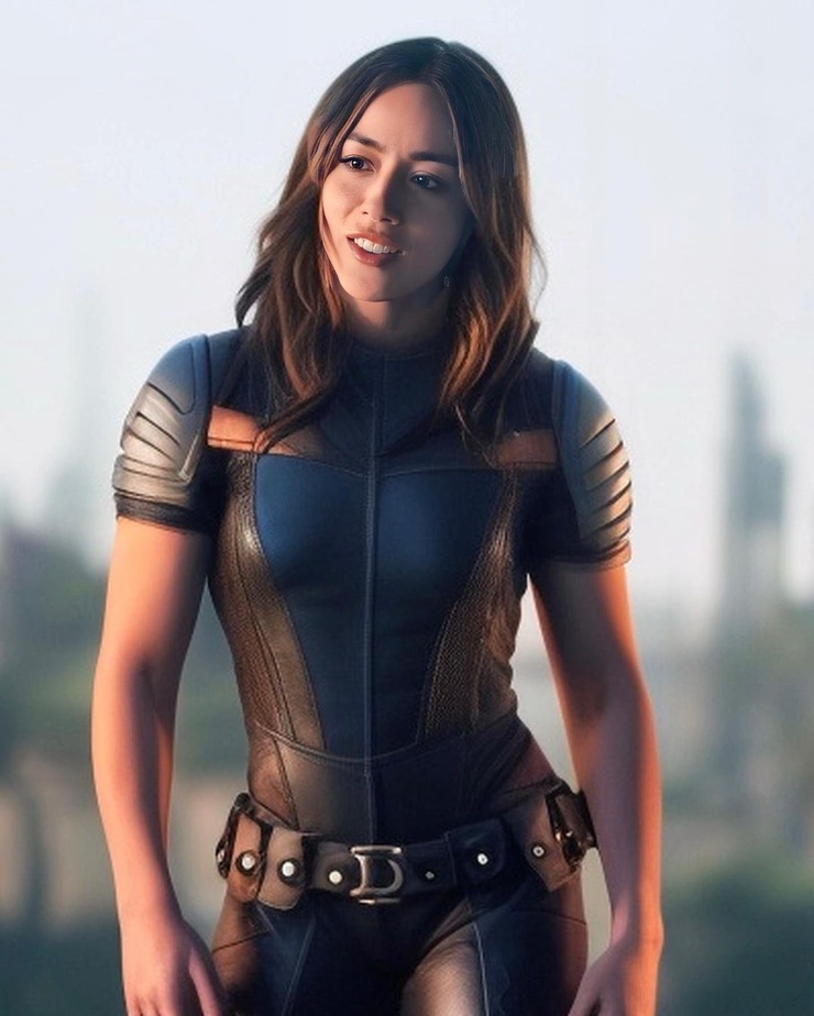 Picture of Chloe Bennet