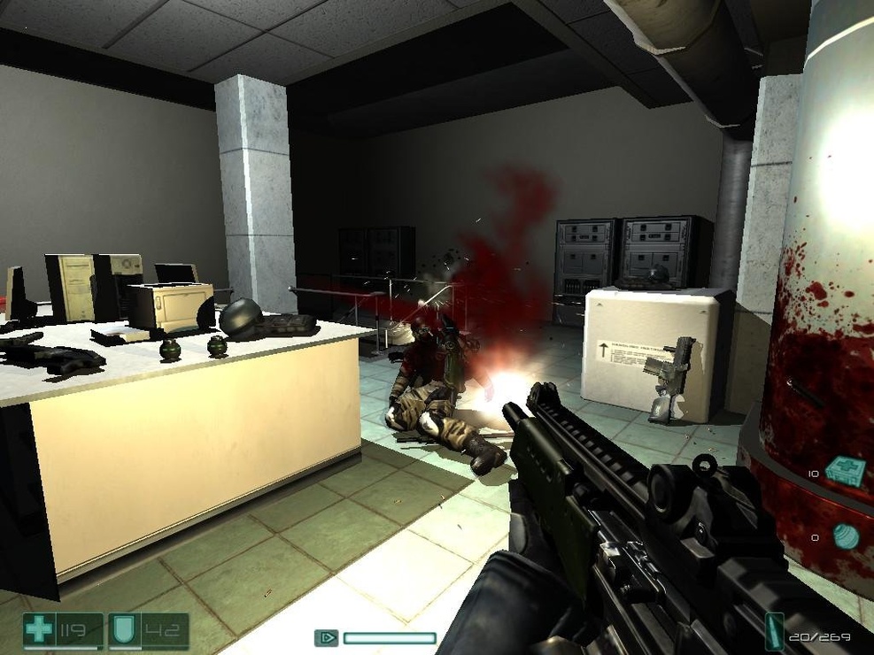 F.E.A.R.: First Encounter Assault Recon picture