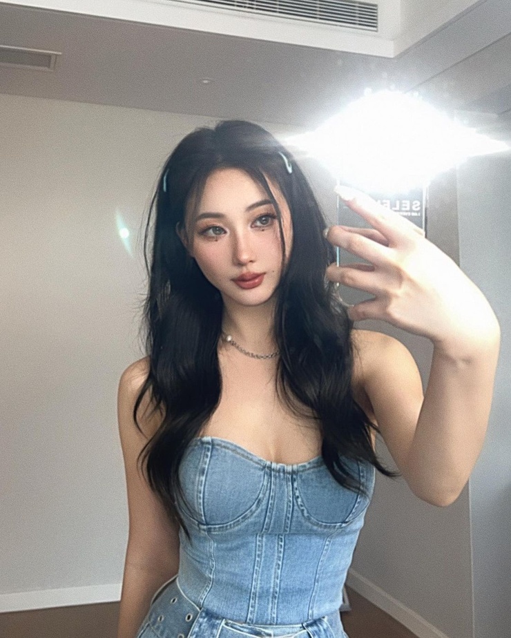 Picture of Xiaolian Yu