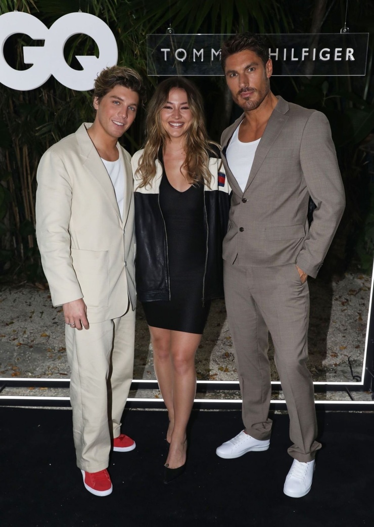 Madelyn Cline picture