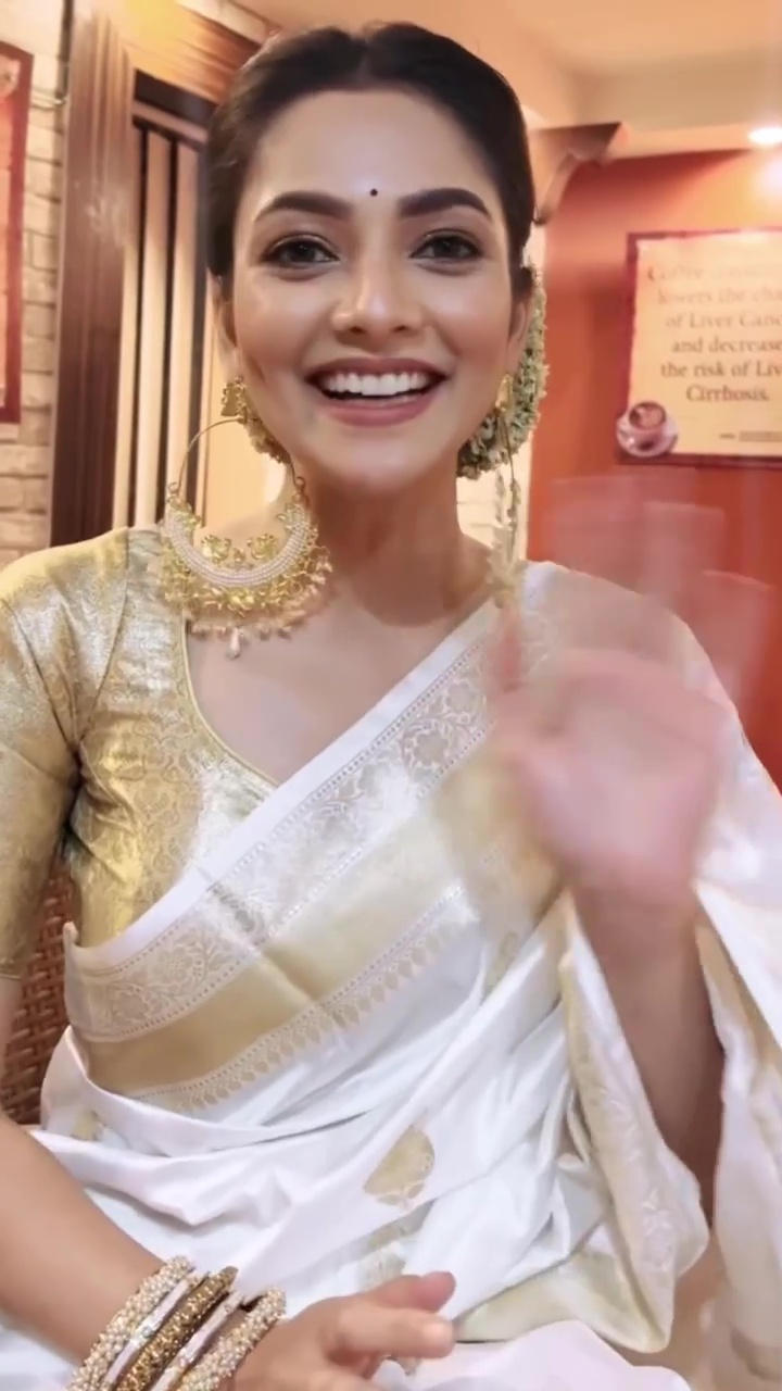 Susmita Chatterjee picture