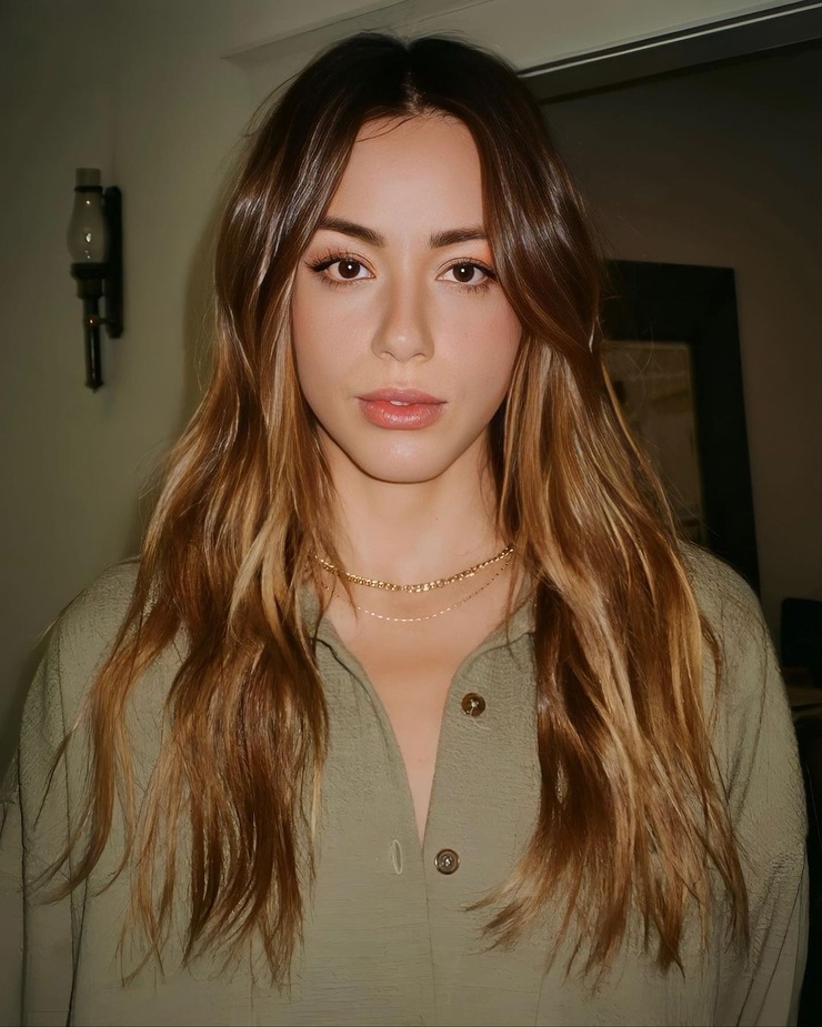 Picture of Chloe Bennet